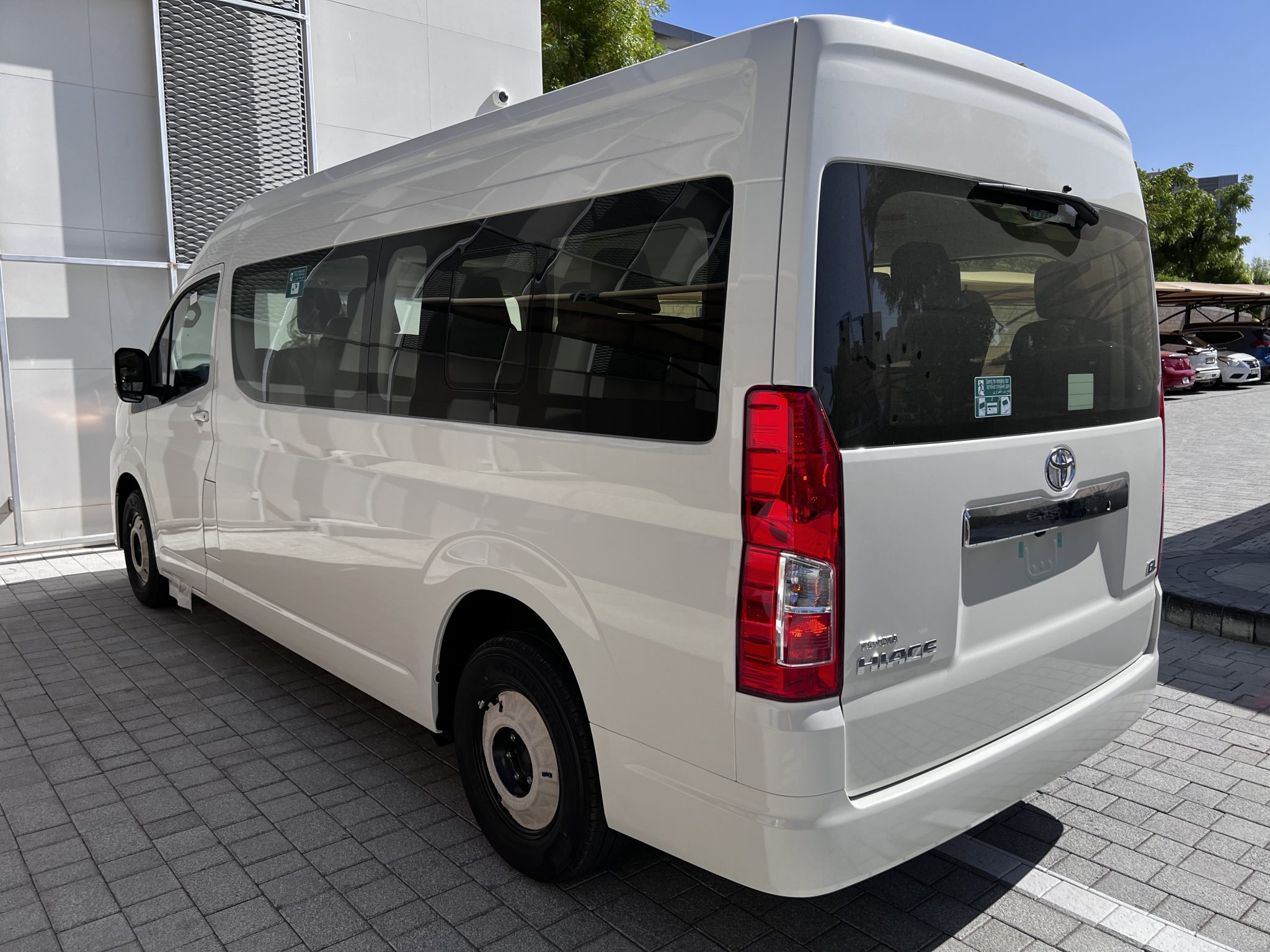 Toyota Hiace in Dubai | Toyota Hiace Bus dubai | Nubia Cars